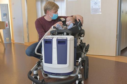 Lukas (10 Monate) erhält neuen EXCOR Active Antrieb